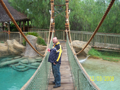 Tours of Africa: VACATION AT THE CROC FARM OUDTSHOORN