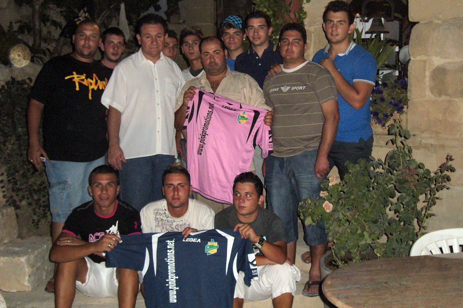 Mtarfa FC News Blog: New kit for Mtarfa U/19 Presented