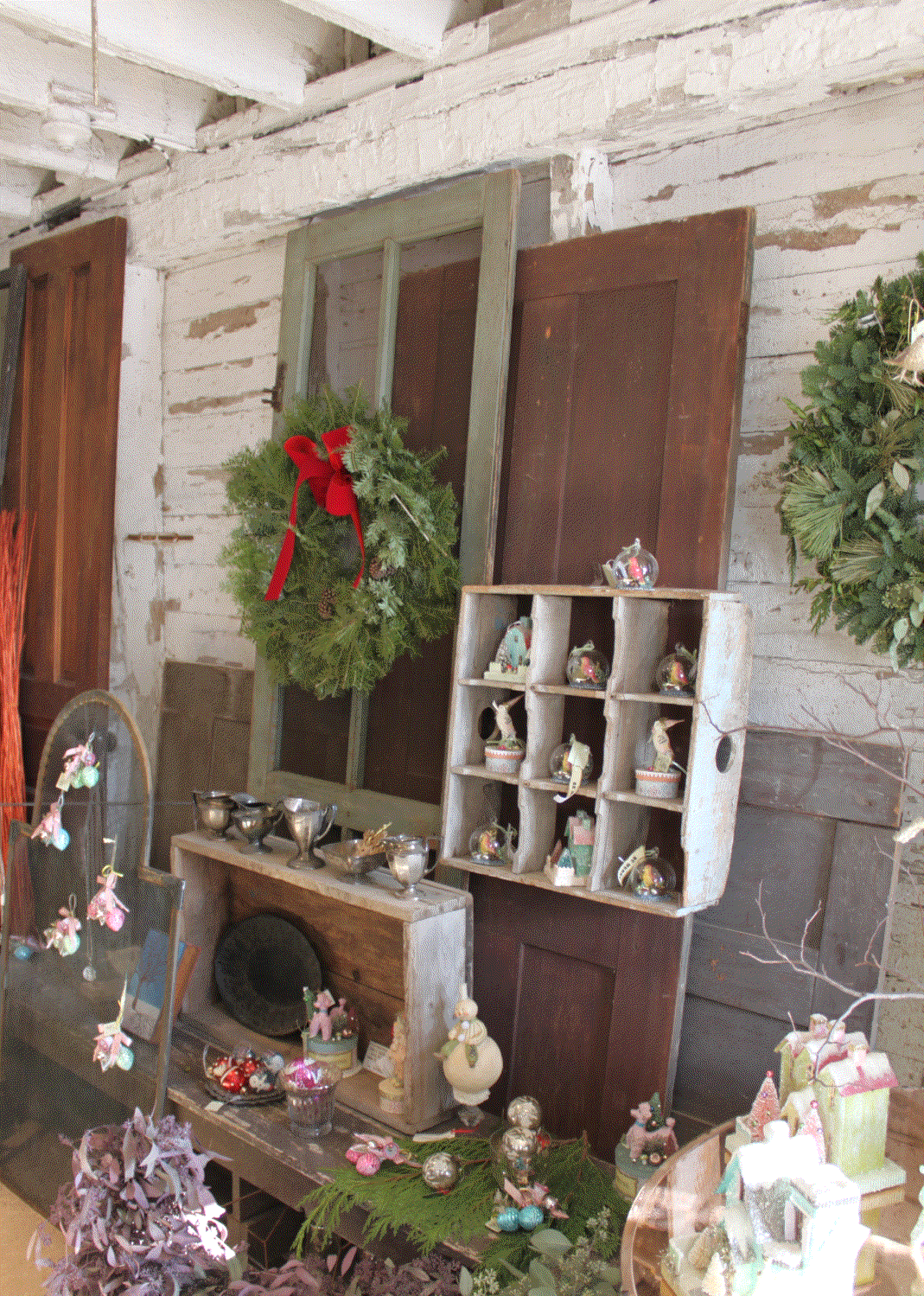 urban farmgirl: the christmas barn....