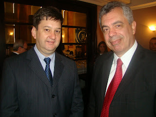Evento em Destaque: Bernardo Gradin faz palestra no TÁ NA MESA da ...