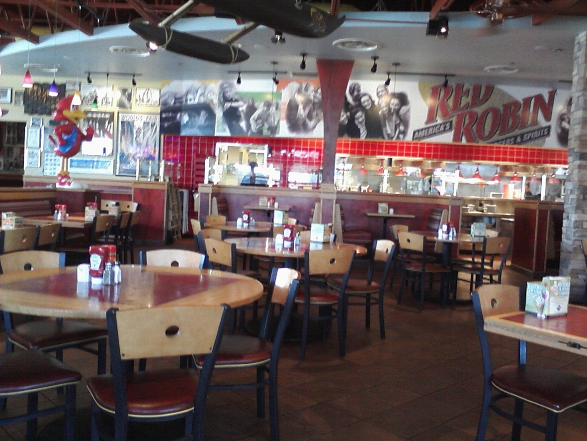 Treasure Valley Treats and Tragedies: Red Robin (Meridian)