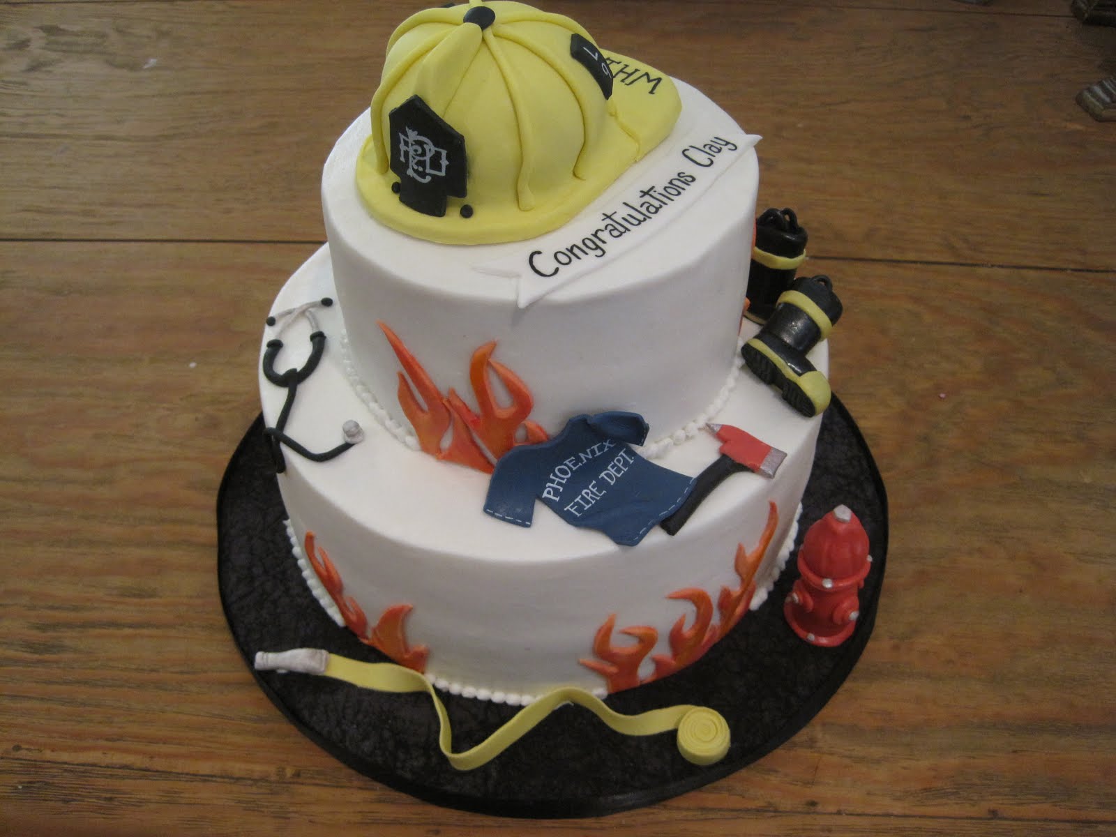 Custom Cakes: 5 Alarm Fire