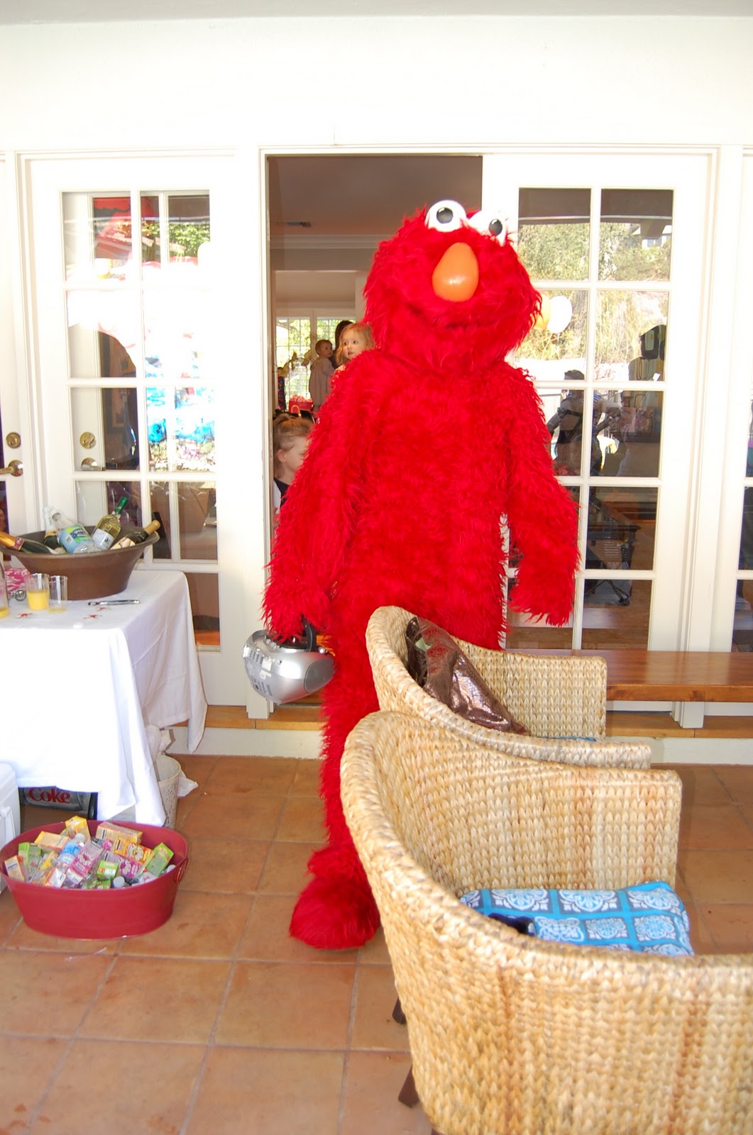 One Fabulous Mom: Elmo's World Party!