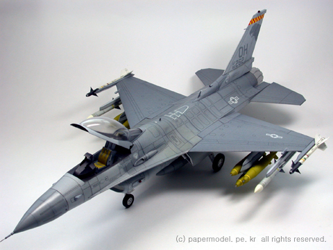 Military Paper Model: F-16 Fighting Falcon Paper Model