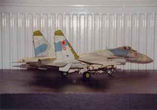 Military Paper Model: SU 27-B Flanker Paper Model