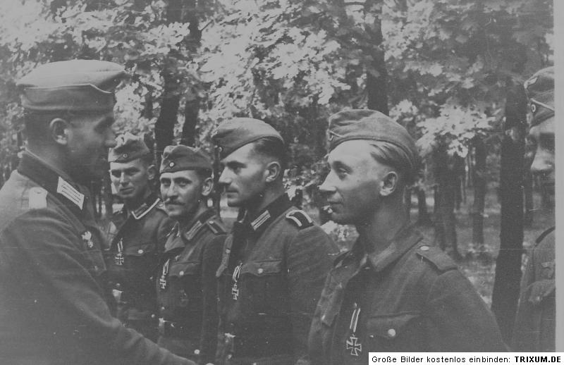 NAZI JERMAN: Album Foto 14. Panzer Division Dalam Ofensif Tahun 1942