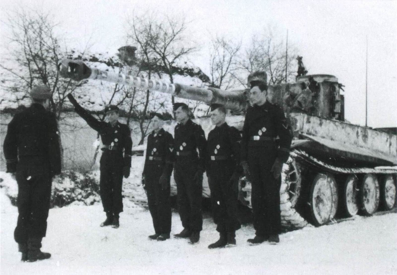 NAZI JERMAN: Foto Michael Wittmann