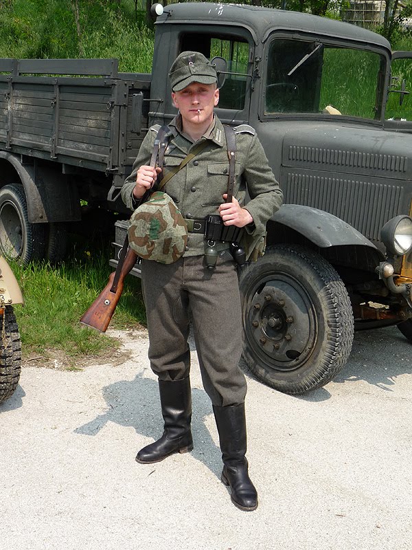 NAZI JERMAN: Album Foto Reenactor Heer Dari Seluruh Dunia