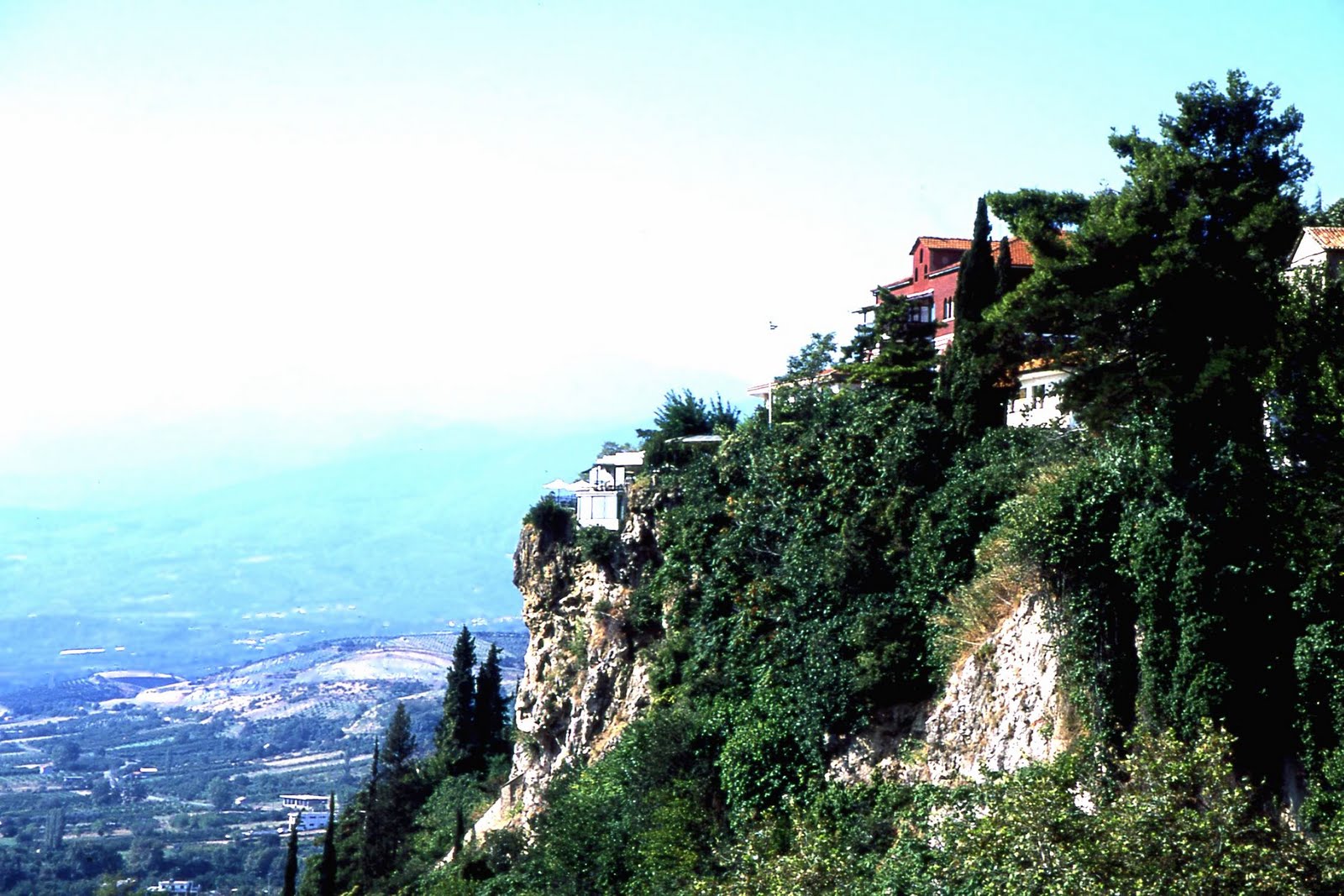 Βιβλιόφιλοι Έδεσσας: «ΚΡΗΤΗ – ΜΑΚΕΔΟΝΙΑ – ΜΕΓΑΣ ΑΛΕΞΑΝΔΡΟΣ»