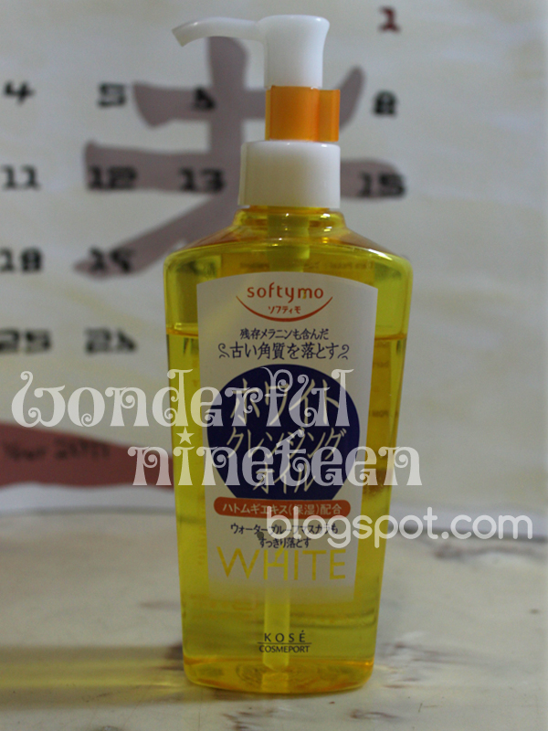 Review - Kose Softymo White Cleansing Oil | Milk Mochi