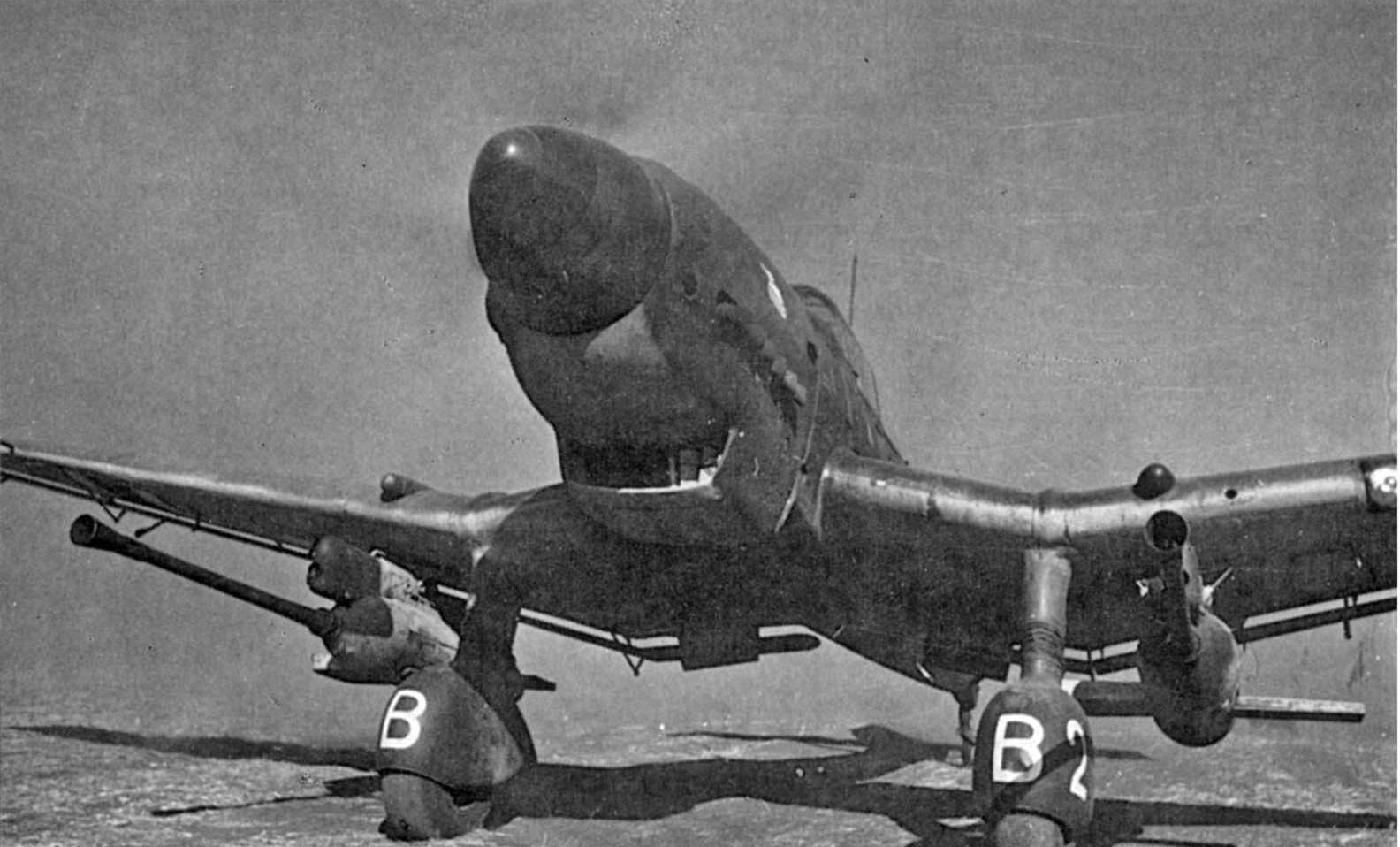 Guerra abierta: Versiones del Stuka