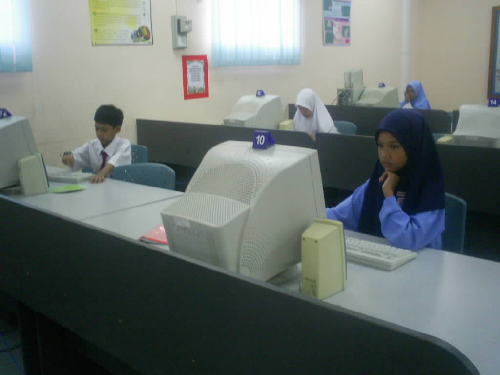 KELAB ICT SK TERUNTUM