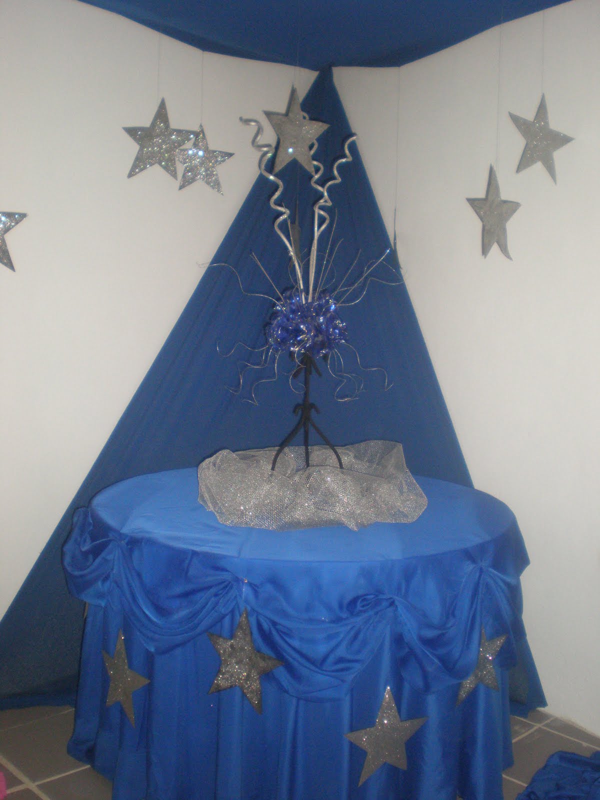 FESTEJO Y DECORACIONES FANTASY & GLAMOUR c.a