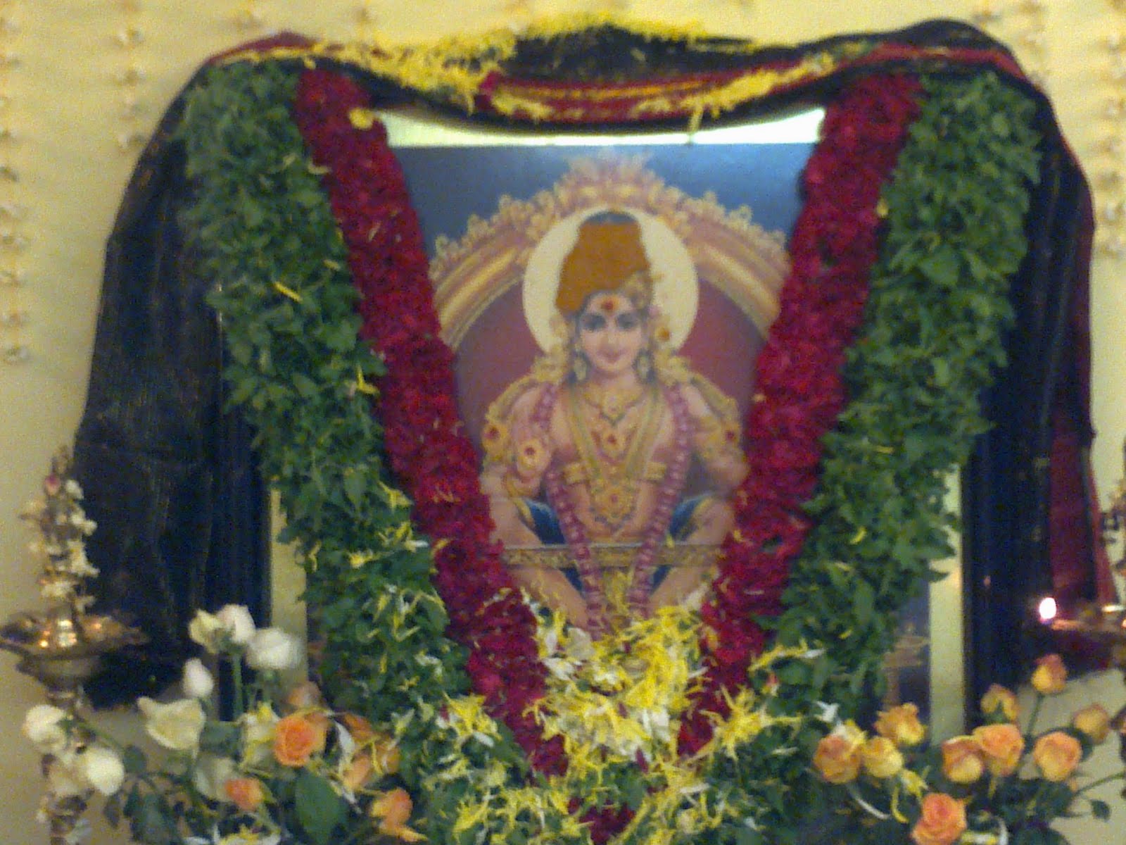 Pugal To Sabri Malai Ayappan: Ayyappan Pooja Pictures - 2010