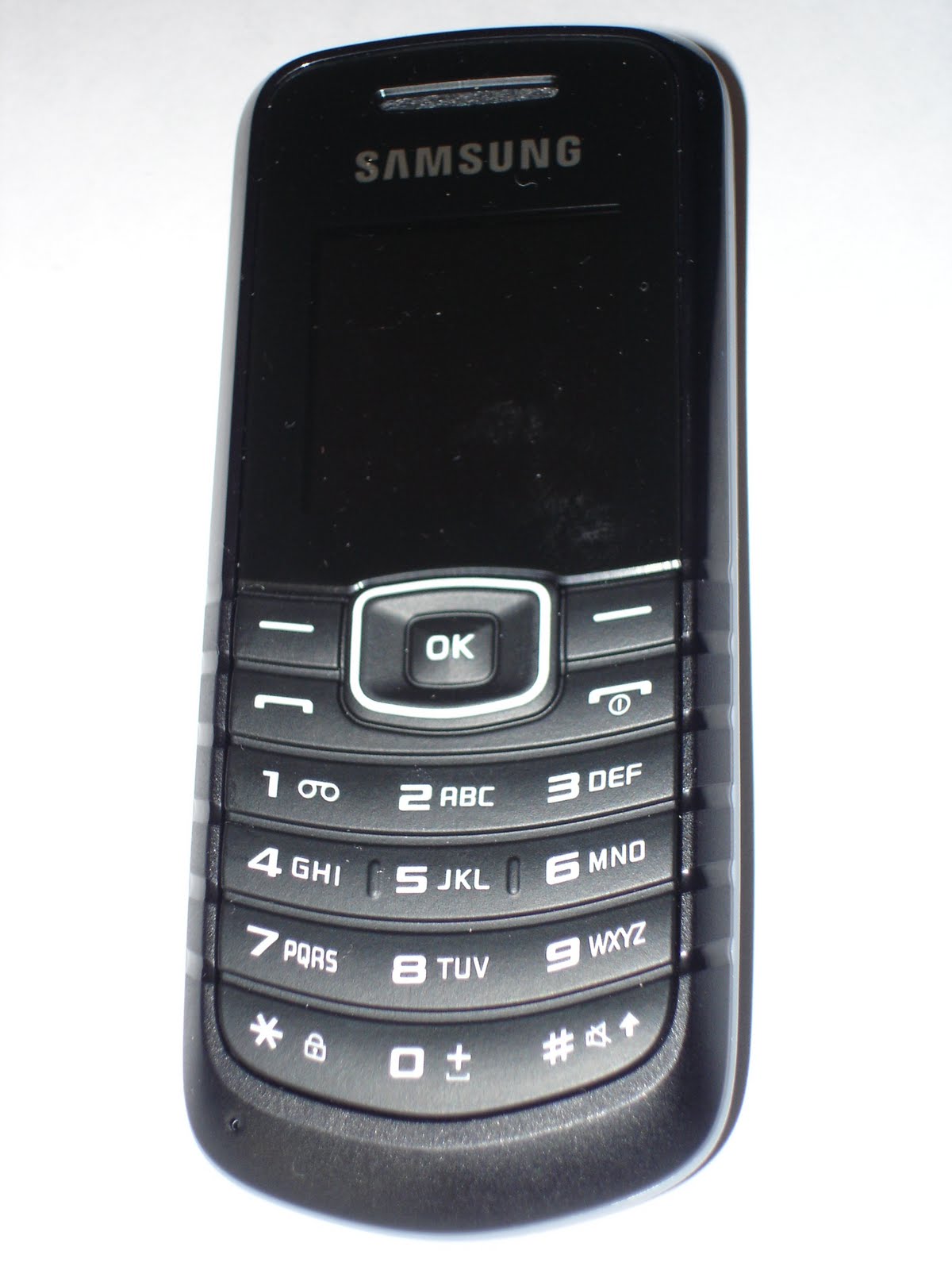 Telemóveis e Acessórios: Telemóvel Samsung E1080