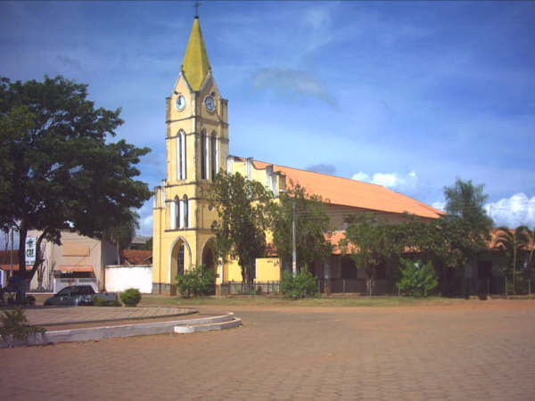 Roboré un Paraiso sin Limites: Parroquia Cristo Rey