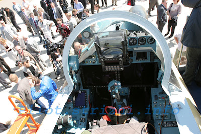 JET FIGHTERS PICTURES OF FIGHTERS AND cockpits de mig29 y su27 y su30mk: SU35 COCKPIT