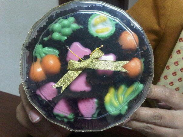 kue kering & coklat cantik enak murah