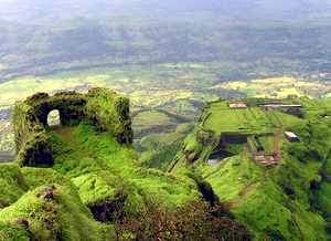 PUNE A TO Z: RAIGAD FORT