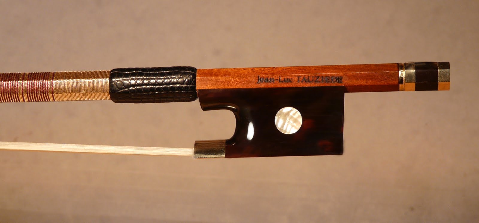 Atelier J.L.TAUZIEDE - ARCHETIER - Meilleur Ouvrier de France 2011: ARCHETS