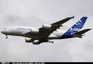 Werkur737: Airbus A380 first landing in YVR (Van Intl')