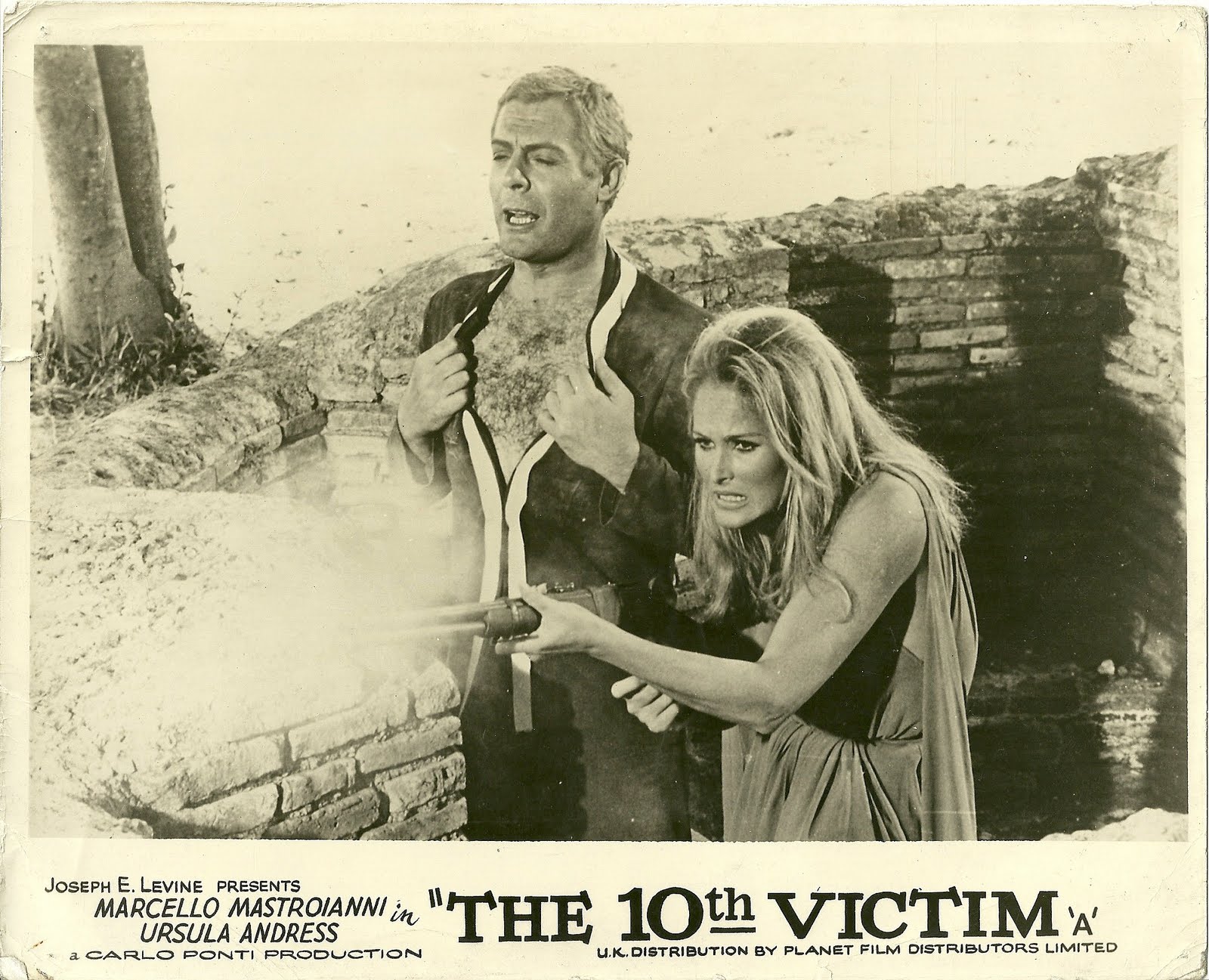 Hammer and Beyond: The Tenth Victim (IT, 1965)
