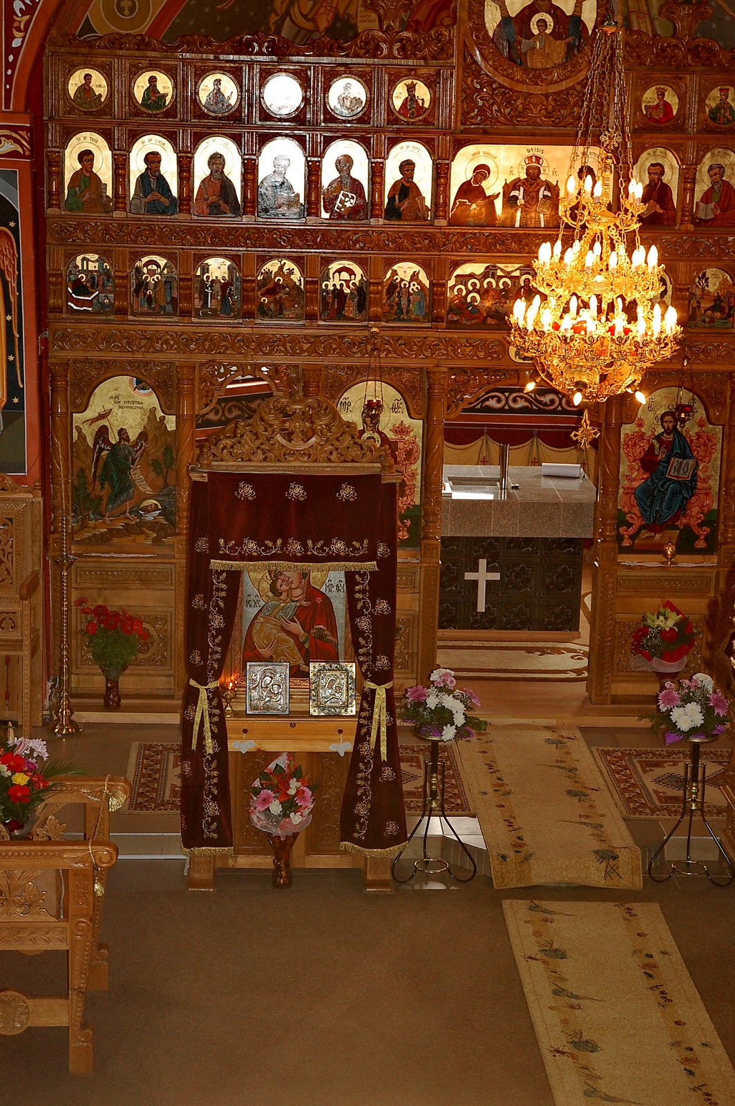 CARP RADU PHOTOGRAPHY: POZE SFINTIREA PAROHIEI BICAZ CHEI II CU HRAMUL ...