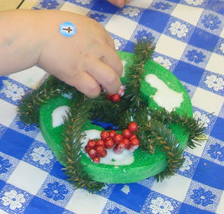 The Society of Sts. Peter and Andrew: Advent Wreath Craft for Catholic Kids