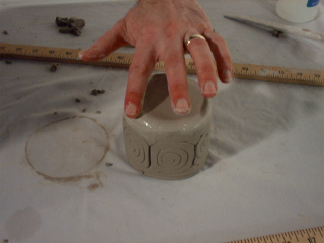 A beginners guide to the art of ceramics : Coil Construction