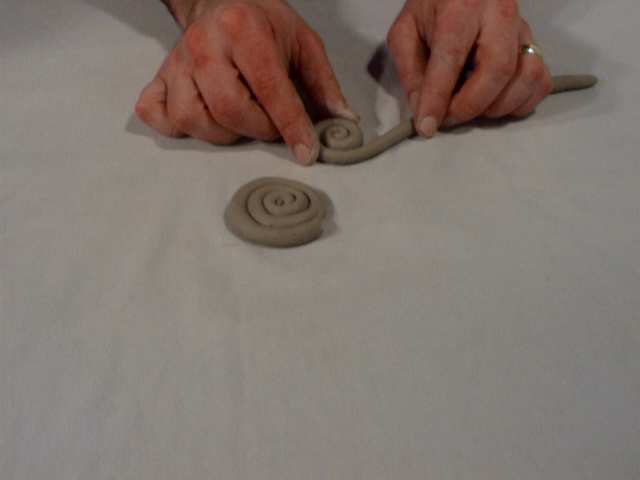 A beginners guide to the art of ceramics : Coil Construction