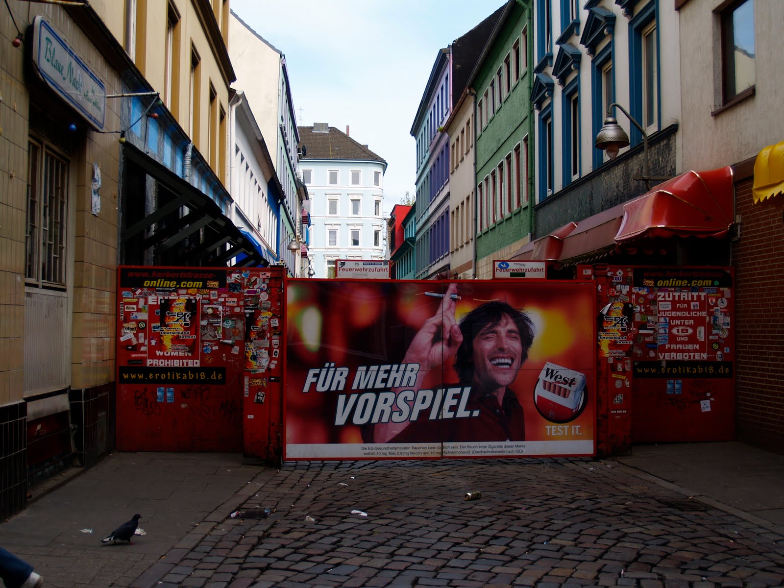 Eurotrip - Featuring The Heff: Reeperbahn