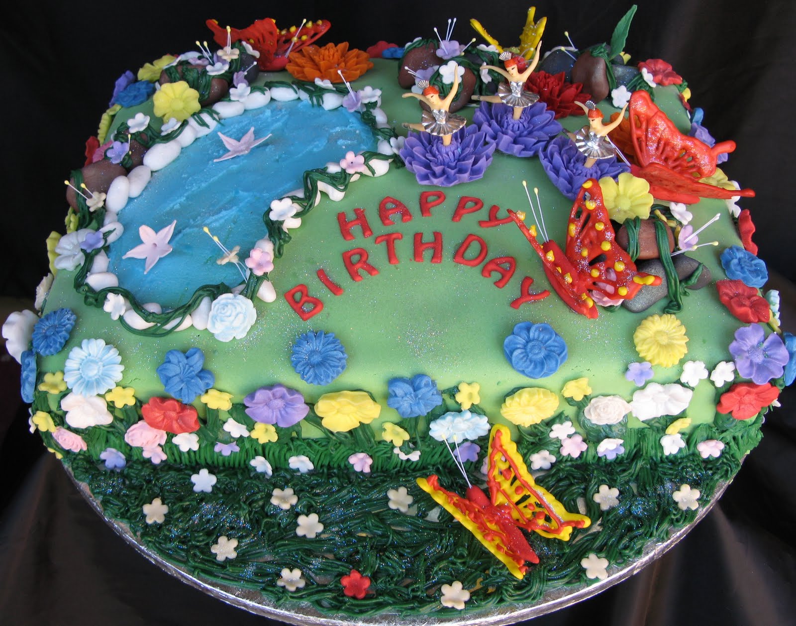 Sugarcraft by Soni: Floral Three-Tier Wedding Cake & Park Theme ...