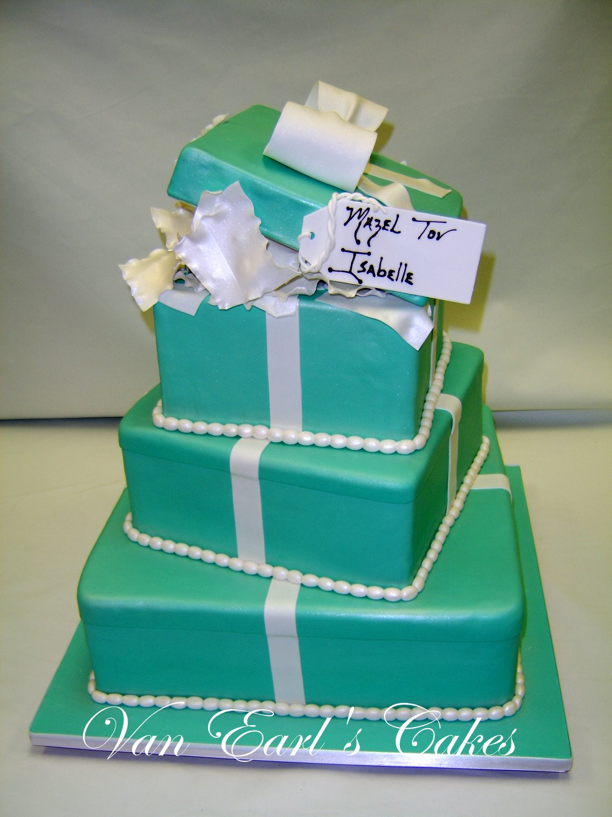 Van Earl's Cakes: Tiffany Box Bat Mitzvah Cake