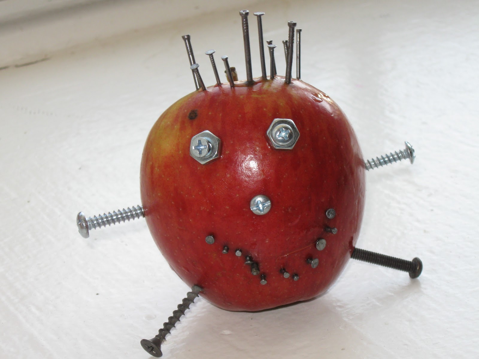 The Family Scientista: Apple Man