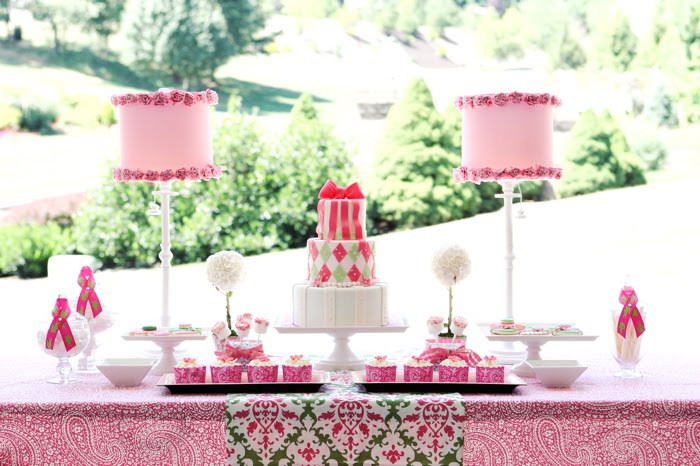 Preppy Sweets Table for Cake Cental Magazine