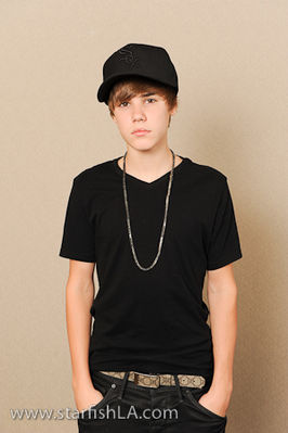 Justin Bieber Fashion 101: Justin Bieber Black Cap/Hat
