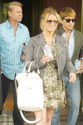 wallpaper girly: Jessica Simpson Father Joe