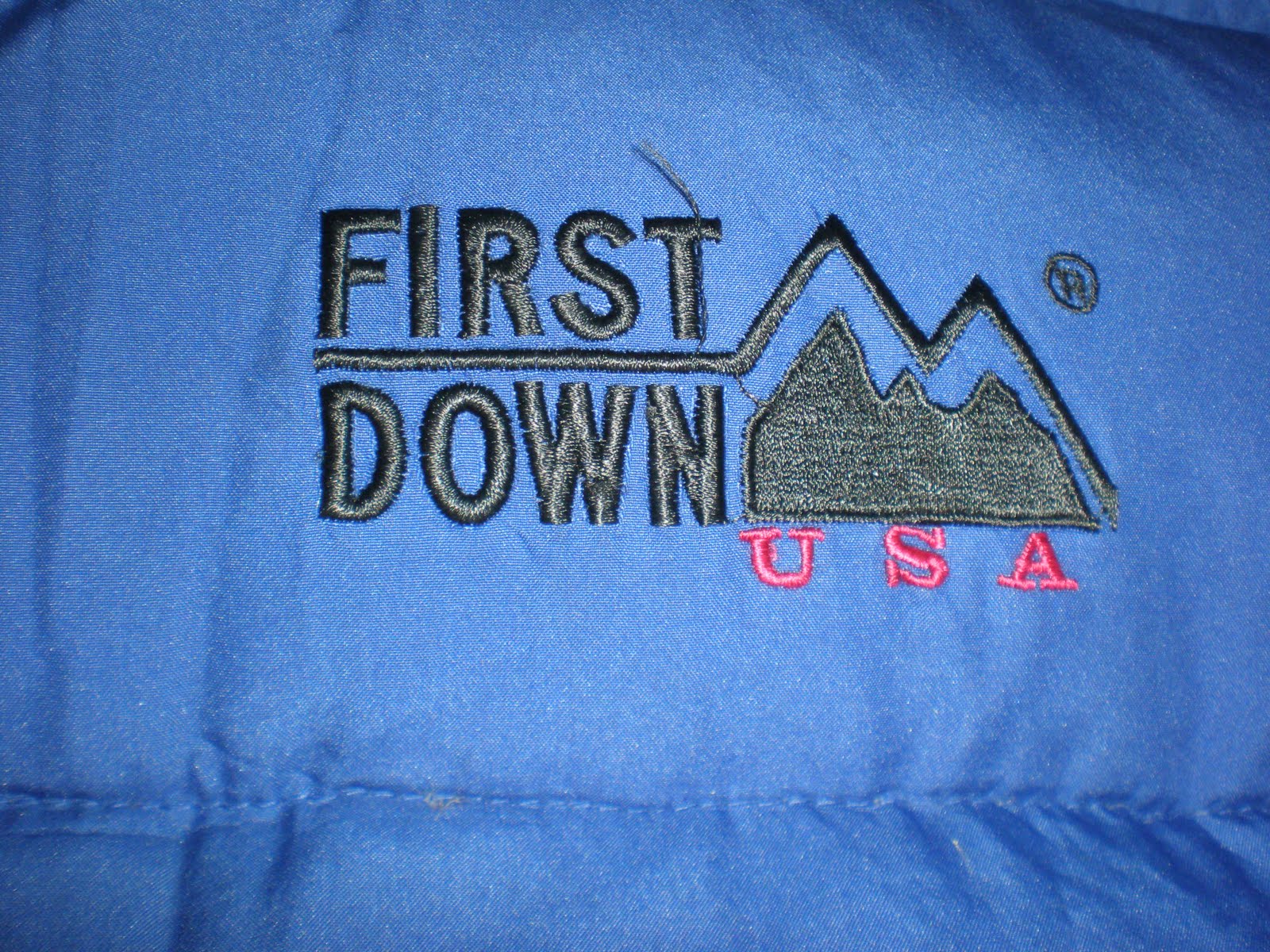 SUSASUIT: JAKET FIRST DOWN USA