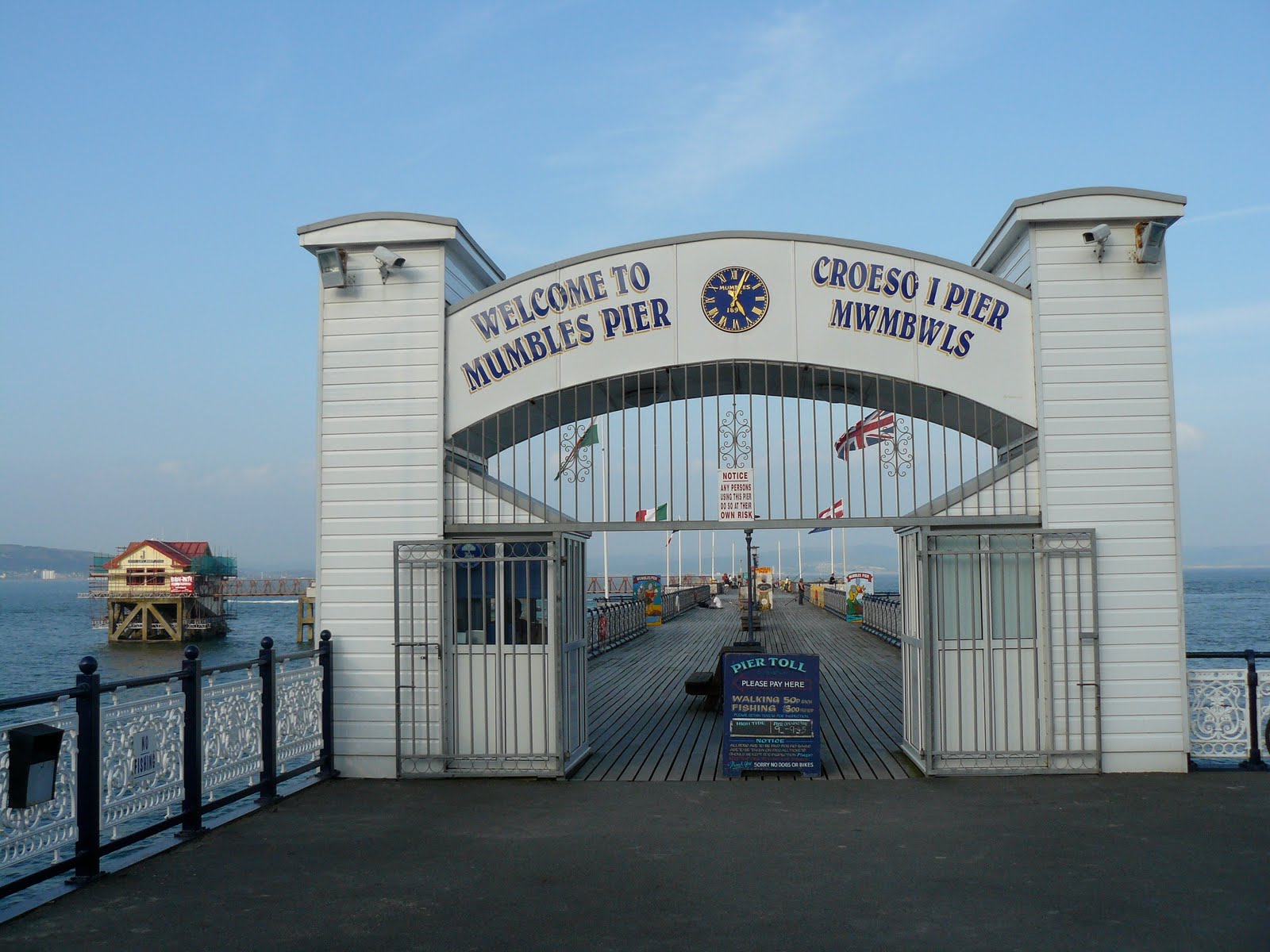 Caroline Gill: Poetry and Other Writing: May 2010