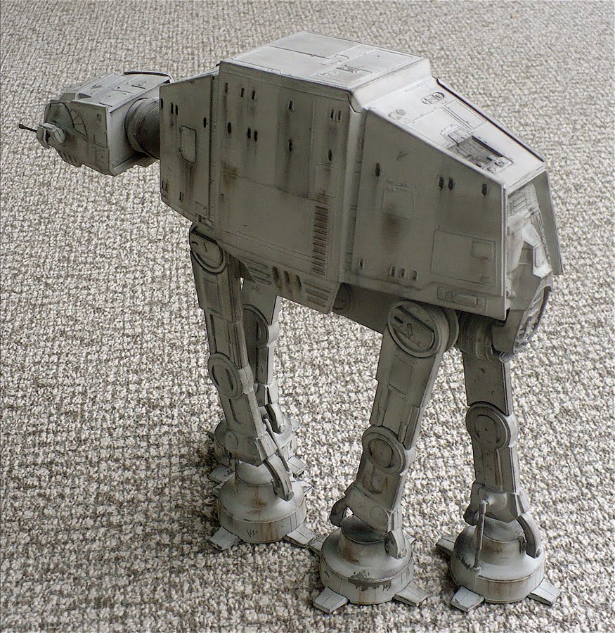 The Great Canadian Model Builders Web Page!: AT-AT