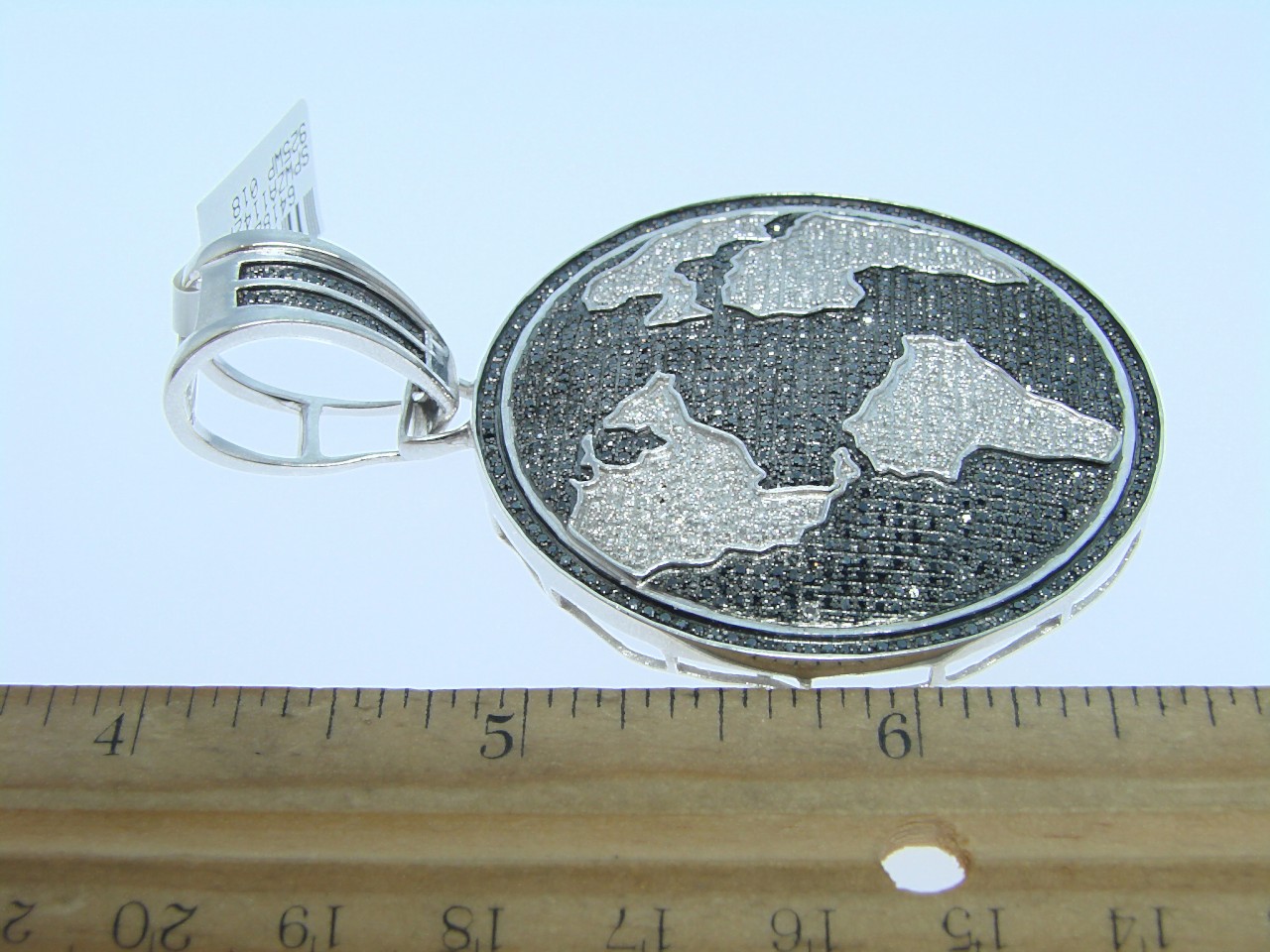 new_york_jewels: MENS WORLD GLOBE MEDALLION DIAMOND CROSS PENDANT 3.5CT