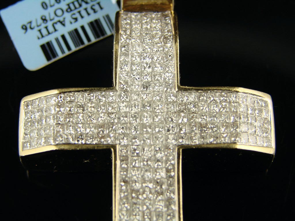 new_york_jewels: 14K 9.05 CT ICE CUBE PRINCESS CUT DIAMOND CROSS PENDANT
