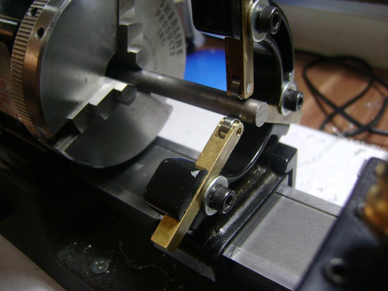 Wongster's Production: Ball Bearings Steady Rest - Finally!!!