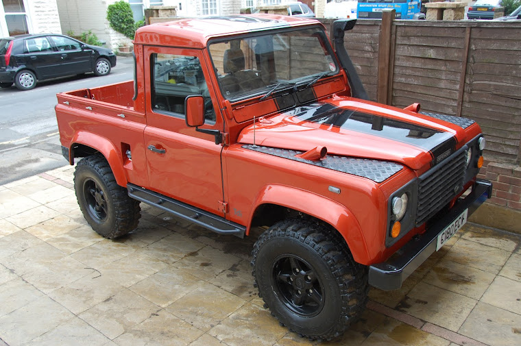 1985 Land Rover Defender 90: Specifications