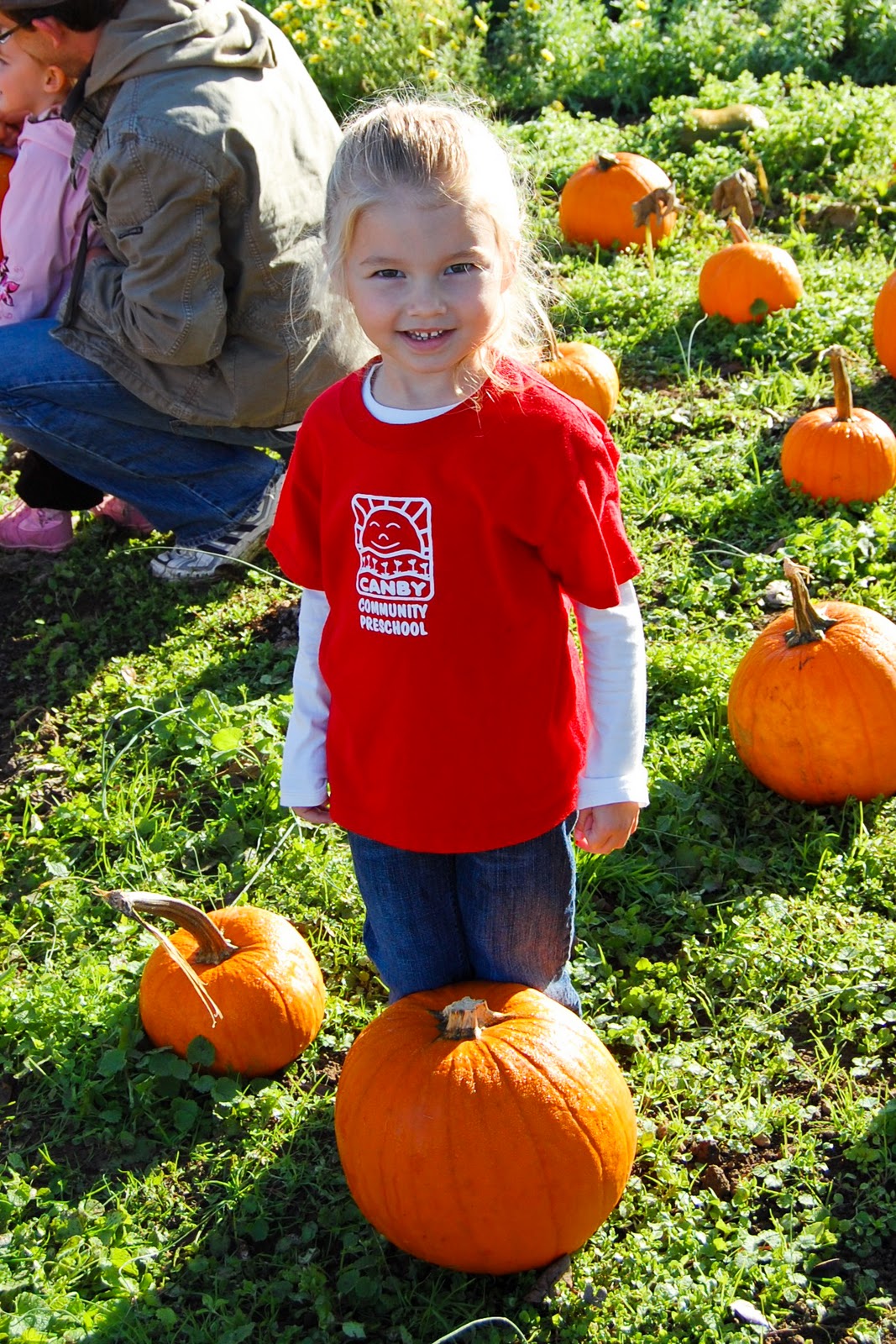 The Boley Family: Sienna's Preschool Pumpkin Patch!!!