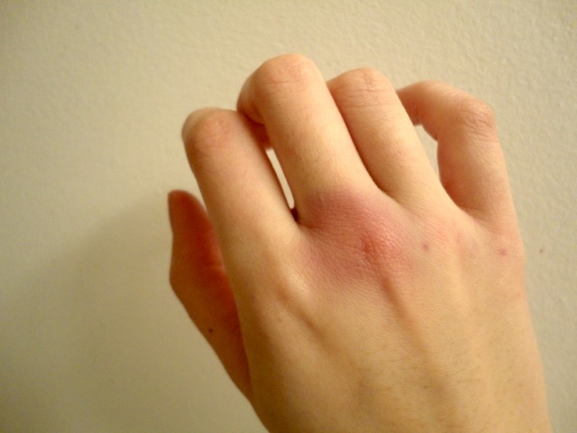 CHUI'S FLYLEAF: Self-Defence: When Striking Back is Okay... and Fun