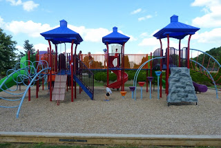 Life Goes On ...: Greenview Aviaries Park and Zoo