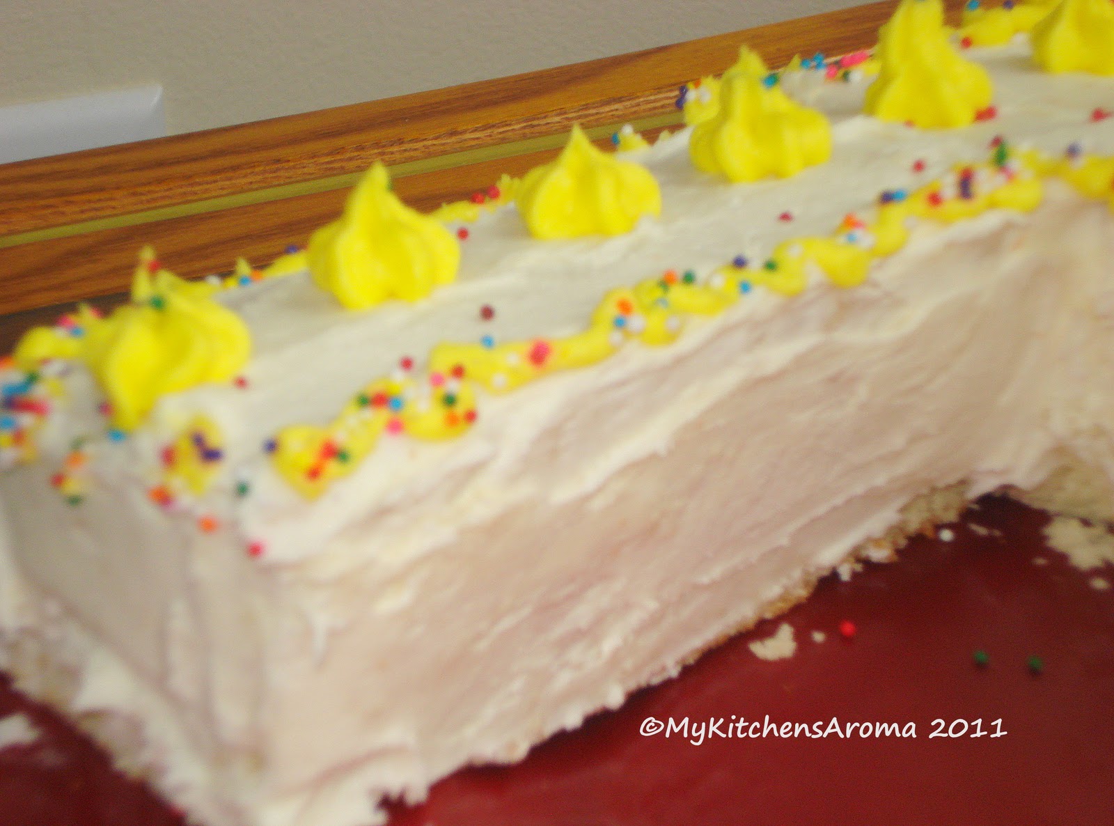 The Sizzling Pan: "Sweet Treats"- Vanilla Sponge Cake with Butter-Cream ...