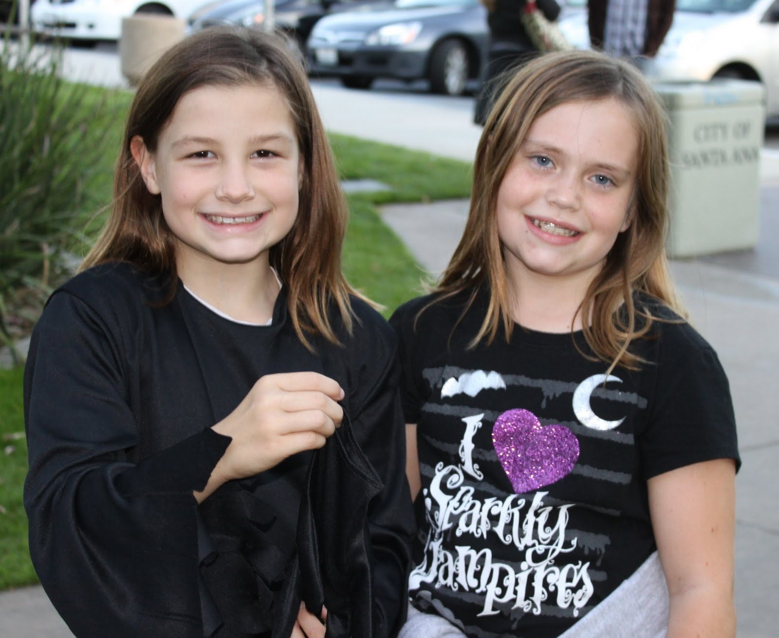 HUNTINGTON BEACH GIRL SCOUT TROOP 746: BOO AT THE ZOO