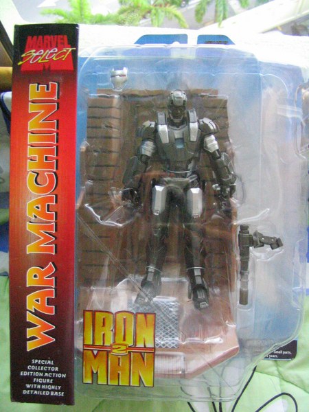 Marvelous Penang Toy Collection: Borders Exclusive Marvel Select Iron ...